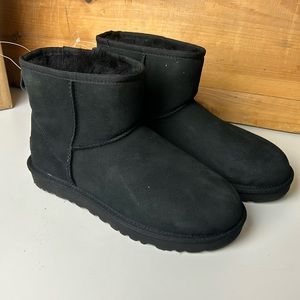 UGG | Shoes | Nib Womens Ugg Classic Mini Ii Black Ankle Boot Shearling ...